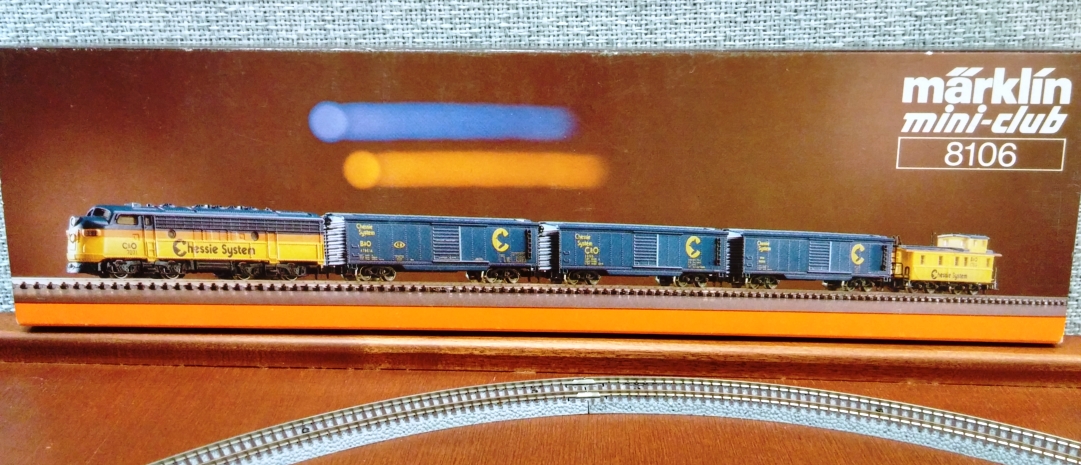 Marklin 8106 Chessie Set: z.scale.hobo