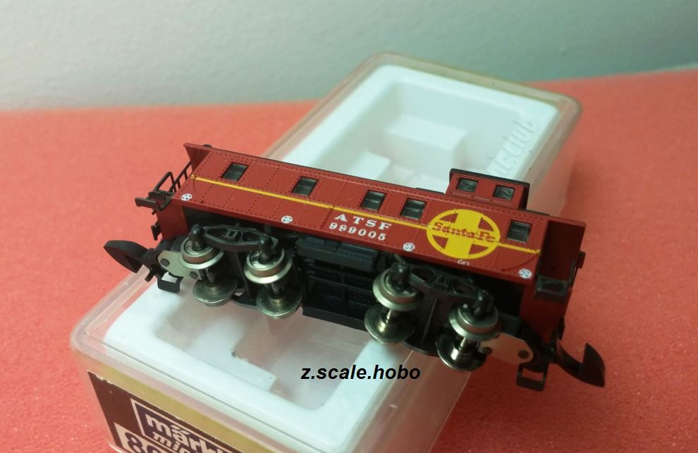 MARKLIN 8636 ATSF Caboose: z.scale.hobo